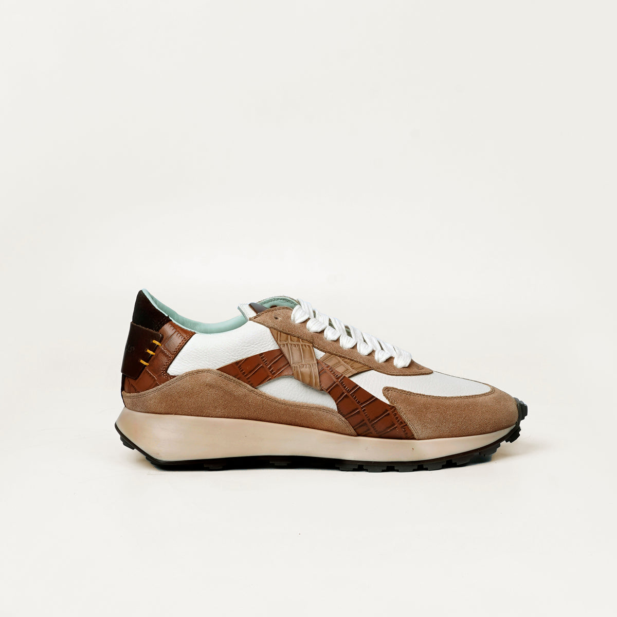 Arbi Sleek Women Sneaker - Off-white/Earthy – Black Tulip